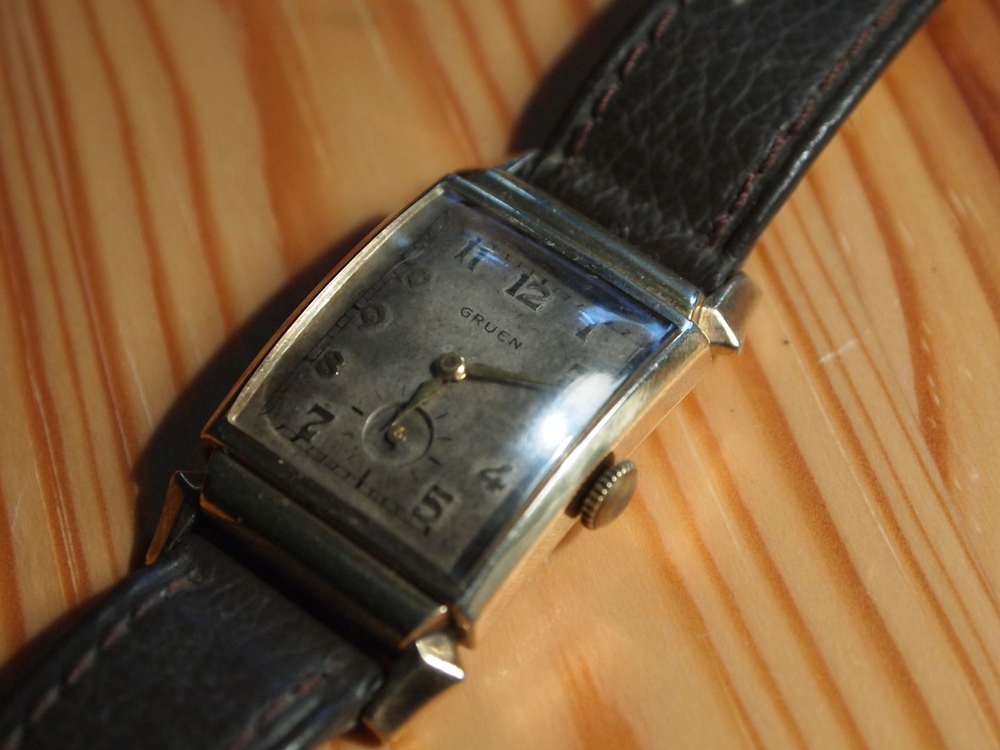 Todays arrival: Gruen Curvex 330 cal | WatchUSeek Watch Forums