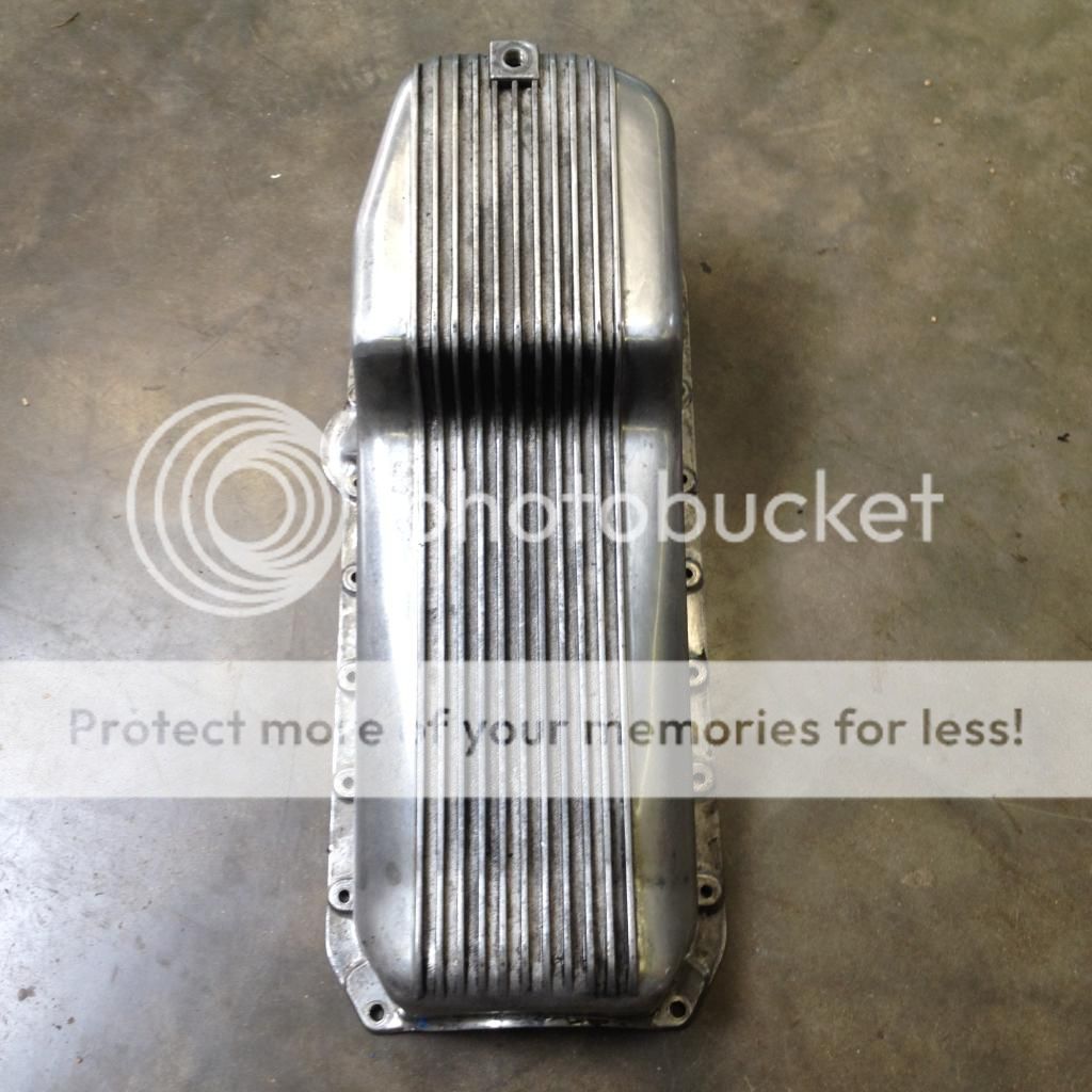 Vintage Cal Custom Finned Oil Pan SBC | The H.A.M.B.
